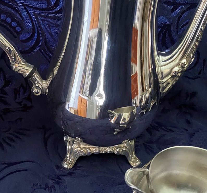 Vintage Oneida Silverplate Tea Set/ Made in USA /coffee Pot /teapot ...