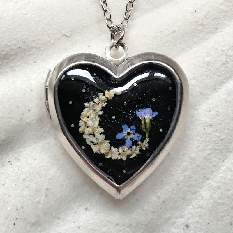 Gothic Locket Jewelry - Etsy UK