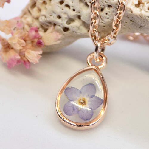Dainty Flower Necklace Tiny Flower Pendant Micro Jewellery - Etsy