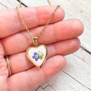 TINY Gold Forget Me Not Heart Photo Locket - Etsy