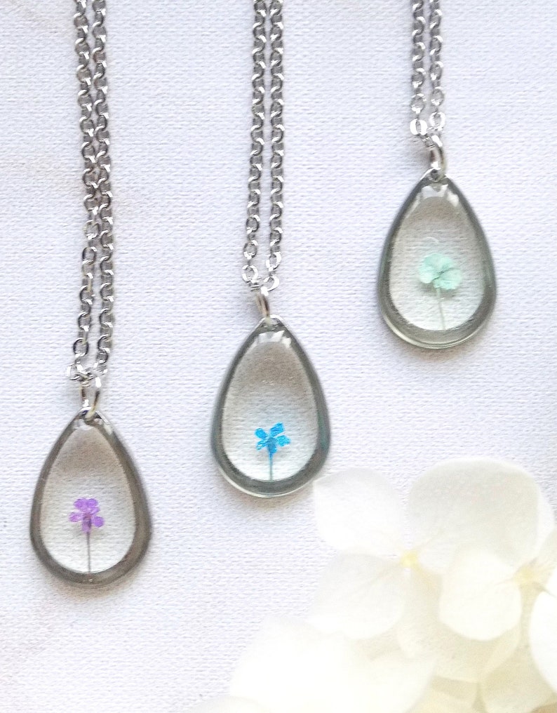 Small Flower Necklace, Silver Flower Pendant, Minimalist Jewellery ...