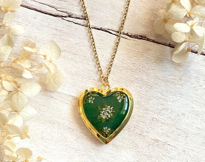 Vintage Emerald Green Intaglio Locket, Victorian Large Two Picture Gift ...