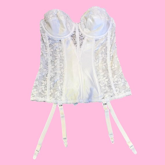 Vintage 1950s 1960s 34B longline White Lace Floral Br… - Gem