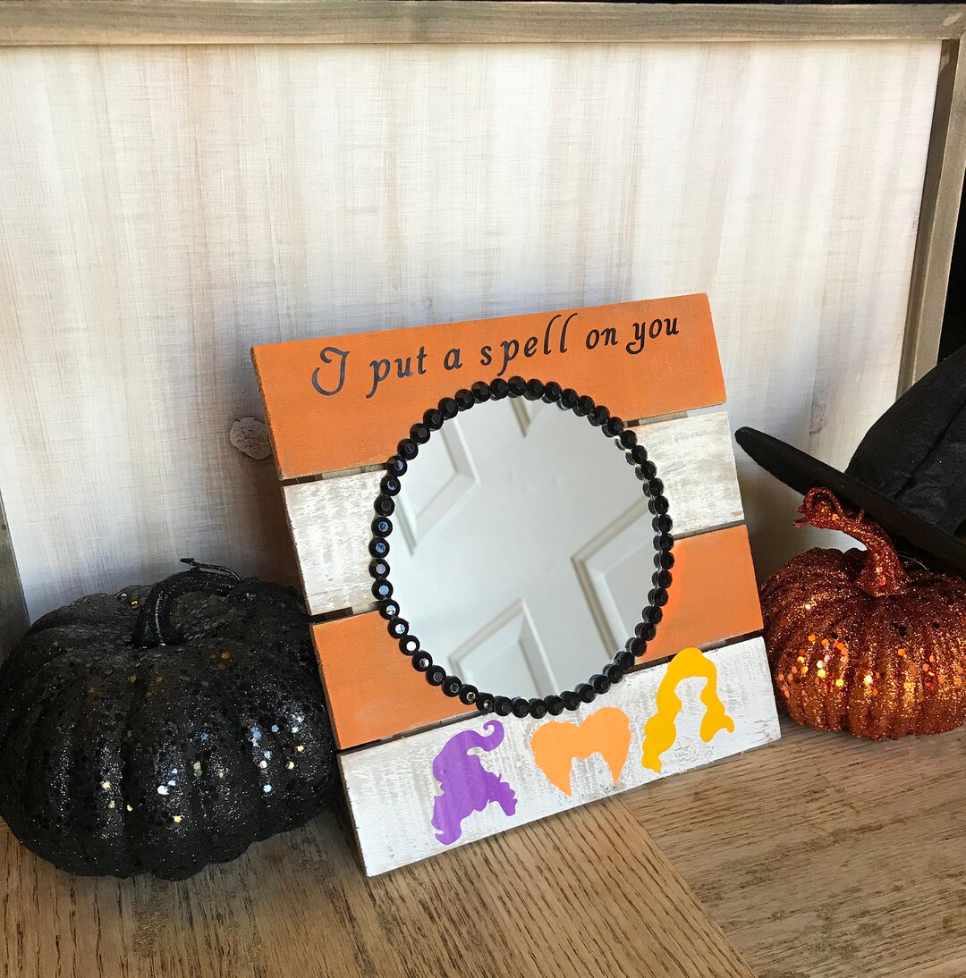 Hocus Pocus Themed Mirror - Etsy