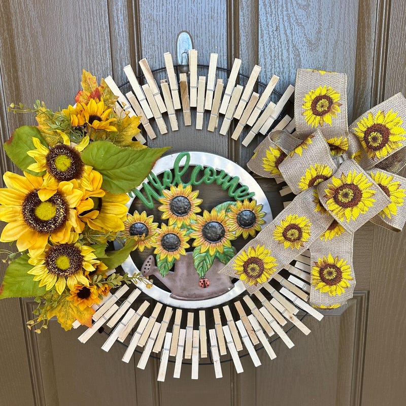 Clothes Pin Wreath - Etsy
