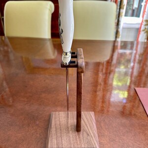 Vertical Knife Display for Stiletto and Dagger Style Knives ~ Variable ...