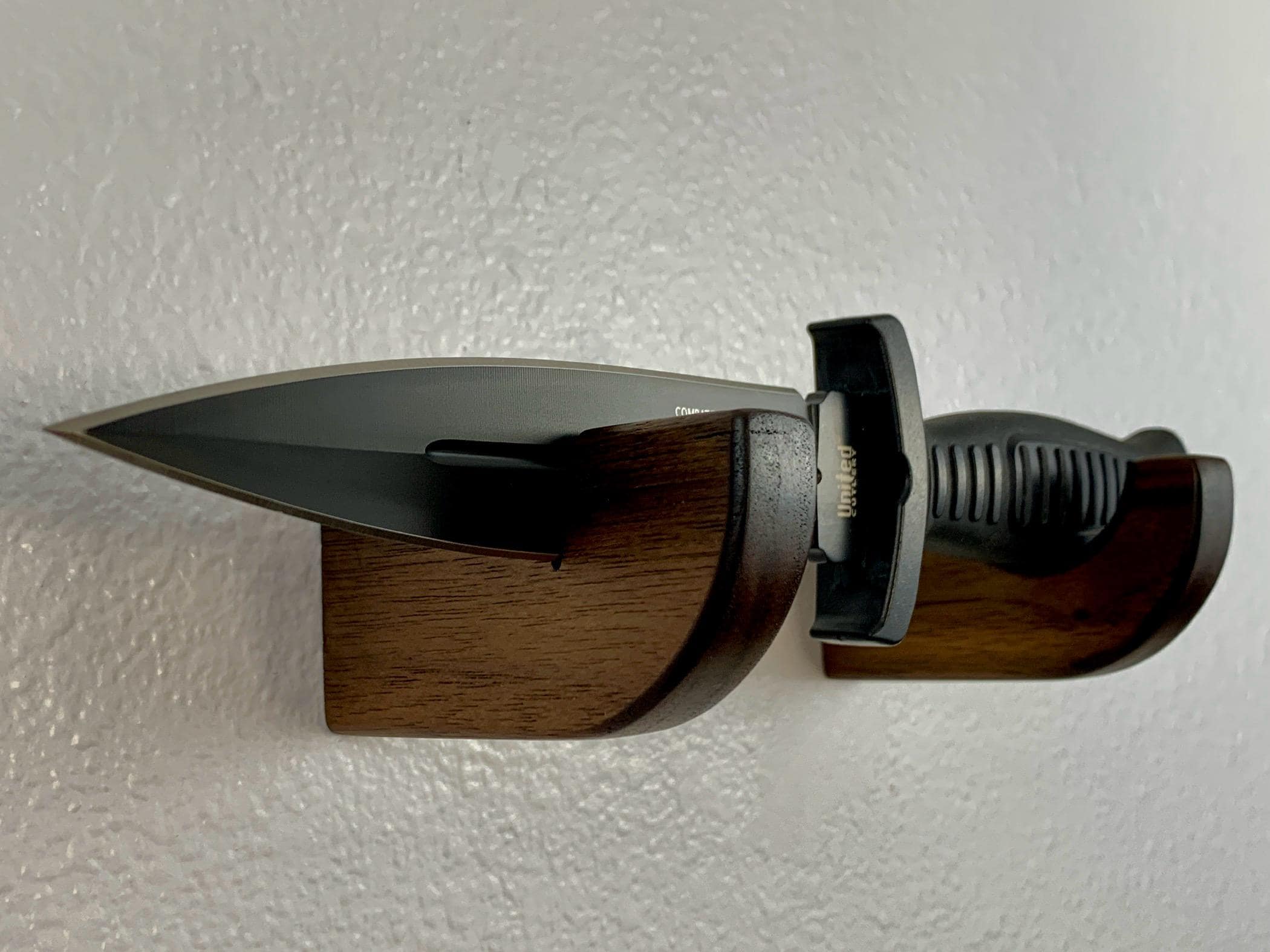 Wall Mounted Knife Display ~ Minimalist Design Knife Stand ~ Adjustable ...