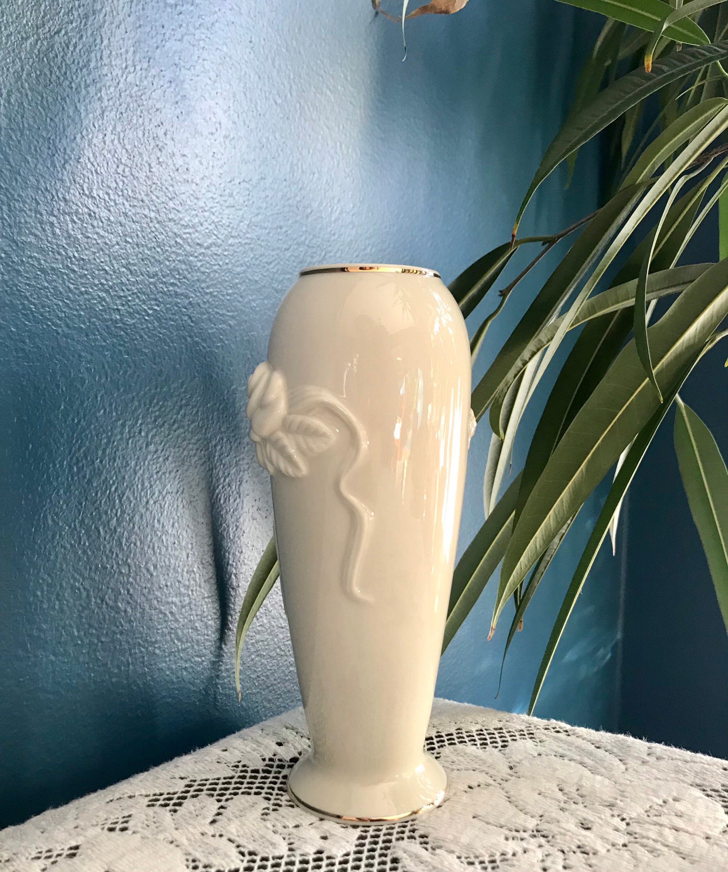 Lenox Rose Bud Vase Cream Color With Rose Design Vintage - Etsy