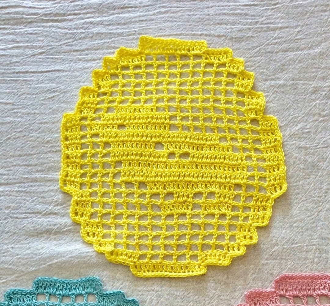 New Handmade Filet Crochet Easter Egg Shape Doily With Chick Center You ...