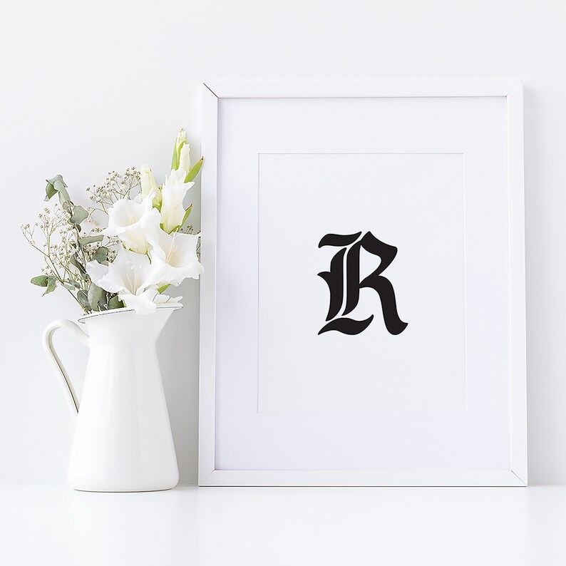 Alphabet Letter R Monogram Initial Wall Art, Minimalist Typography Wall ...