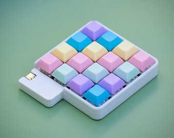 ZMK 7 Hotswap & RGB Underglow Mechanical Macropad -- (qmk/vial) Easily ...