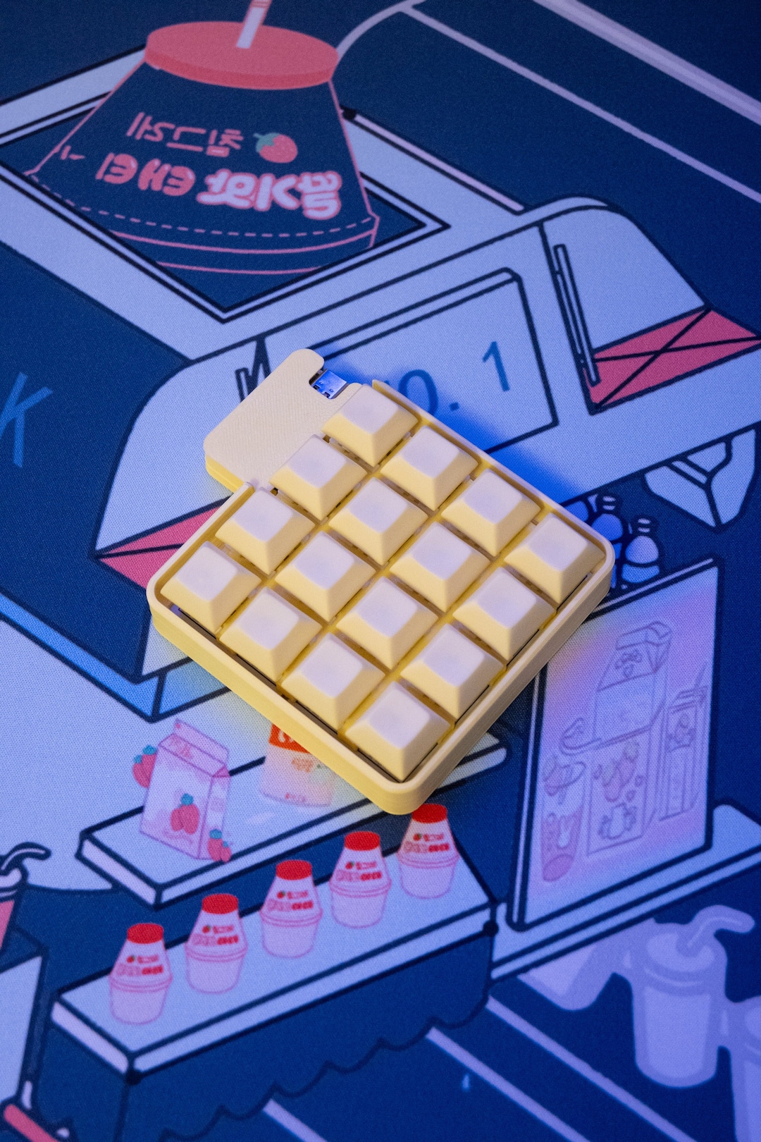 ZMK 16 Yellow Hotswap Mechanical Macropad -- (qmk/vial) Easily ...