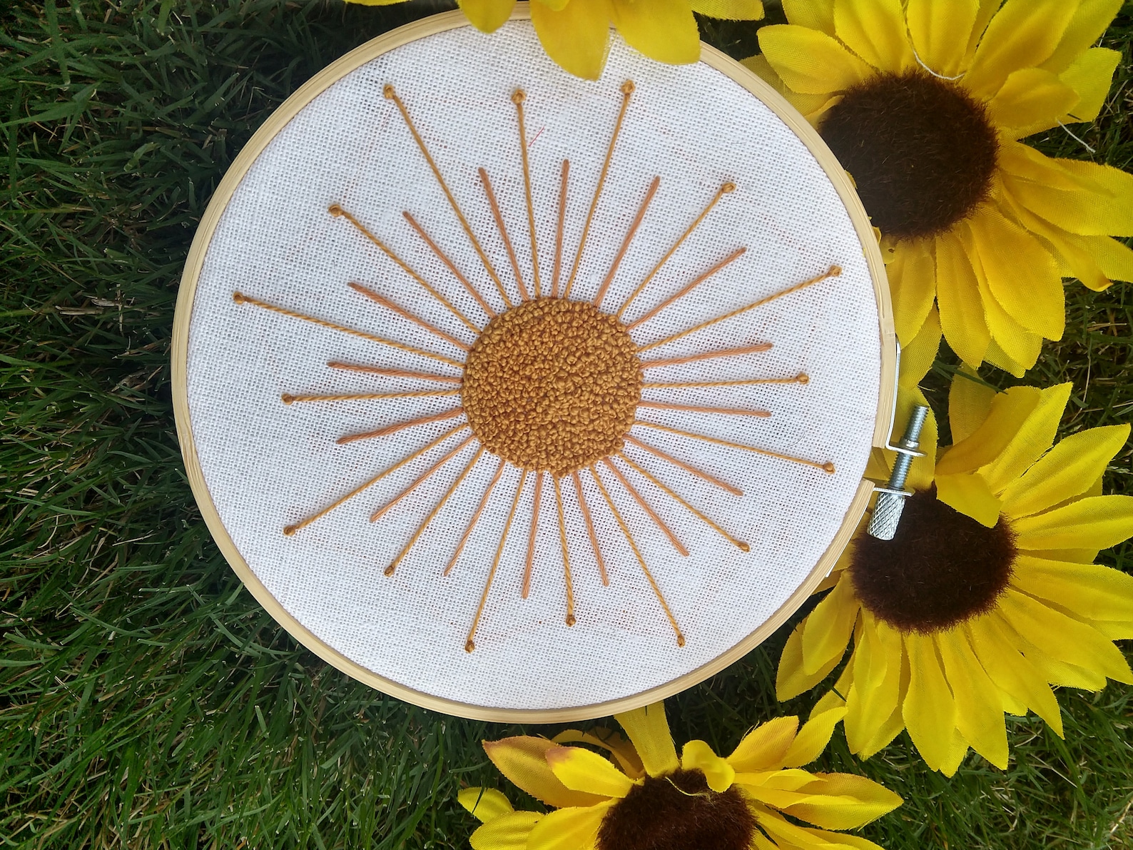 Summer Sun Embroidery Hoop Art - Seasonal Embroidery Art - Summer Time ...
