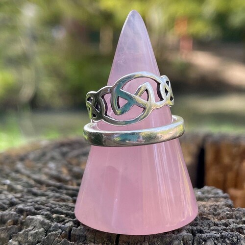 Stone Ring Holder - Etsy