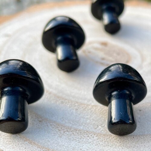 Mini Crystal Mushroom Green Aventurine Baby Toadstool Carved - Etsy UK