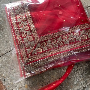 Royal Handmade Bridal Dupatta, Red Bridal Dupatta With Heavy Lace ...