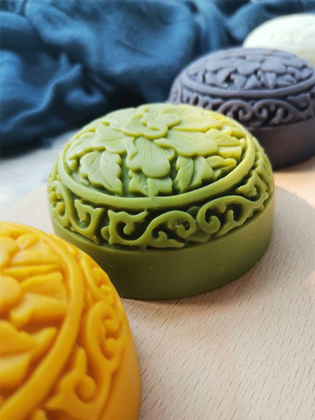 Royal Round Shape Design Mold Embroidery Pattern Soap Candle Resin ...