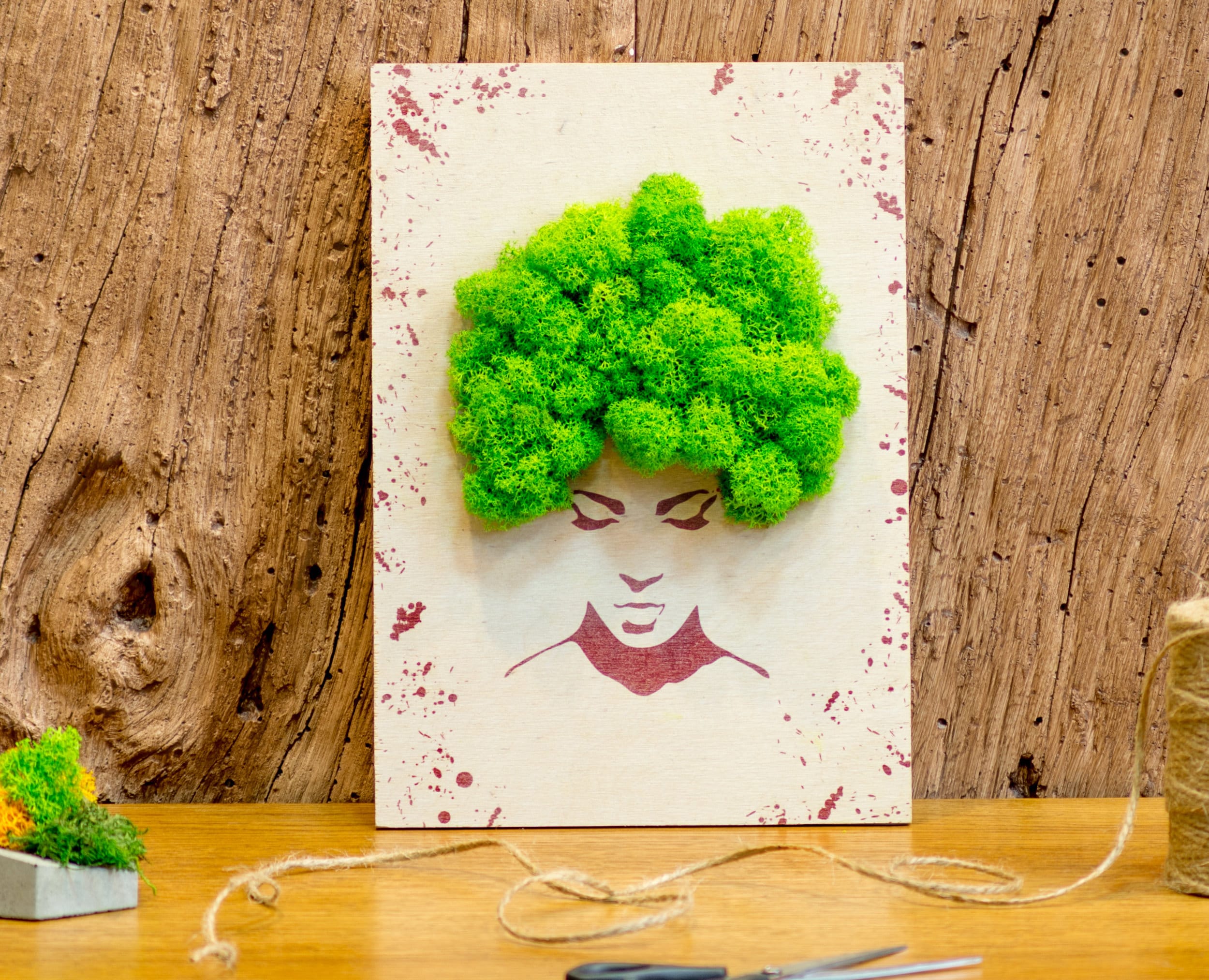 Framed Moss Art: Woman Face, Preserved Reindeer Moss Decor - Etsy