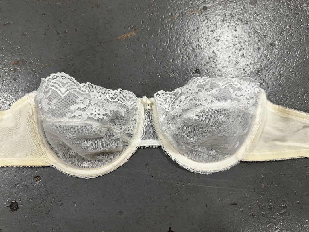 Sexy Sheer 60's/70's Vanity Fair Strapless Bullet Bra 36B - Etsy