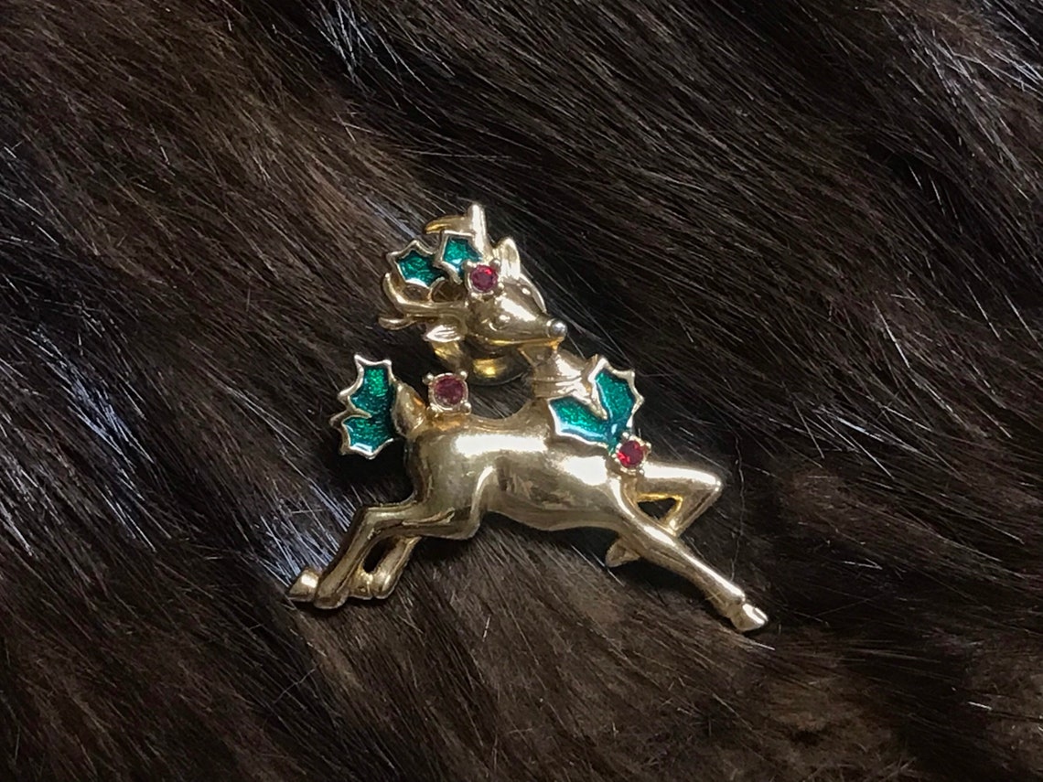 Vintage Gold Christmas Avon Reindeer Pin - Etsy