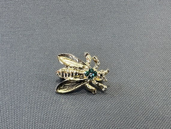 Green Mid Century Rhinestone Bumble Bee Brooch Pin - Gem