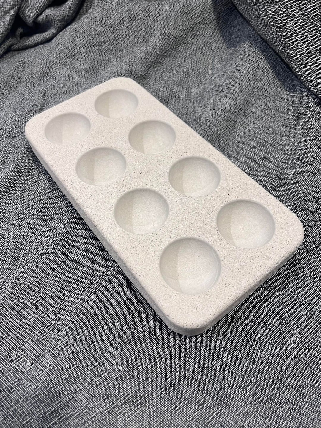 CONCRETE EGG TRAY - Handmade Concrete - Egg Carton, 4 + 8 Eggs, Kitchen ...