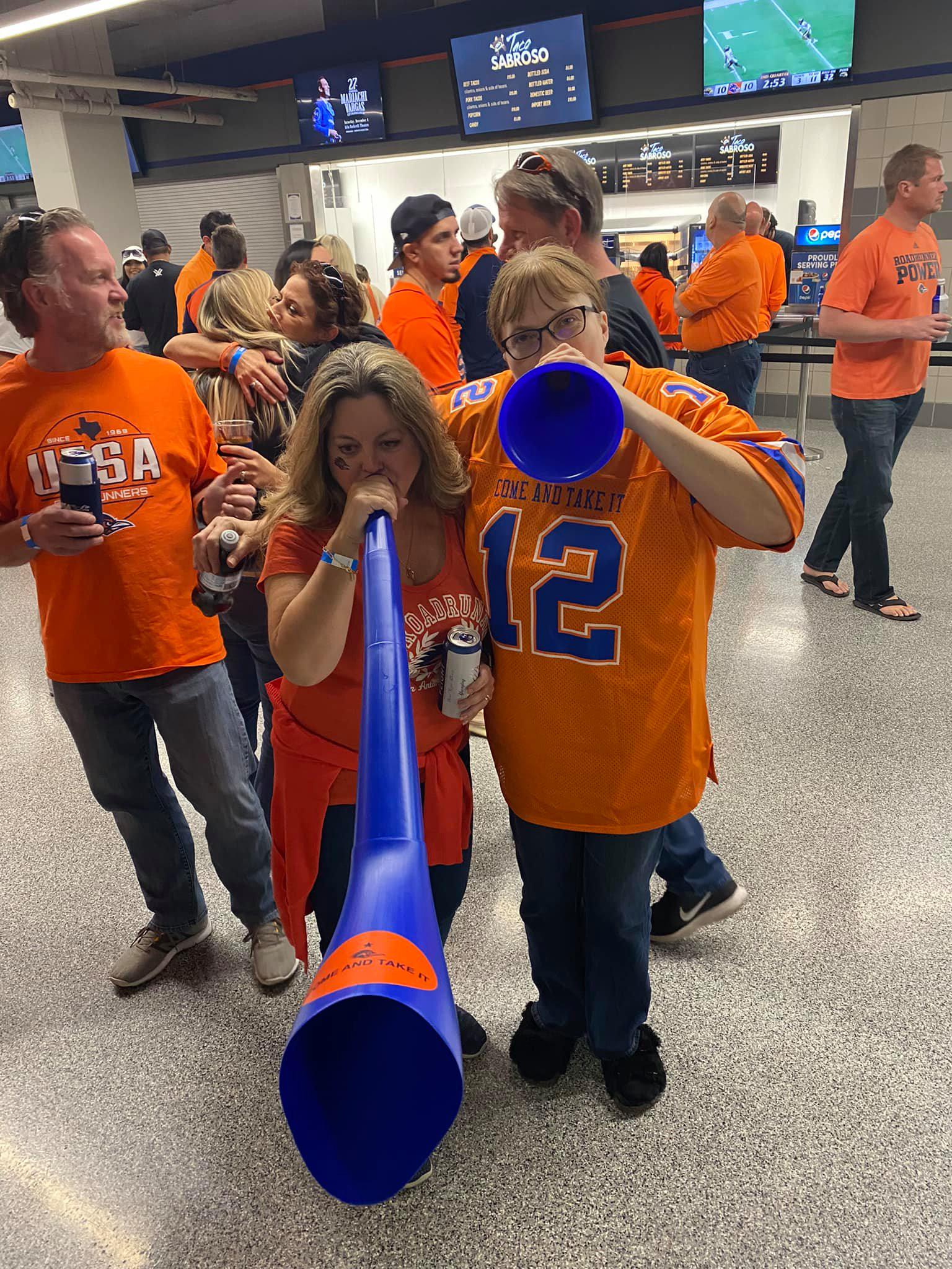UTSA Alpine Horn (blue) - Etsy