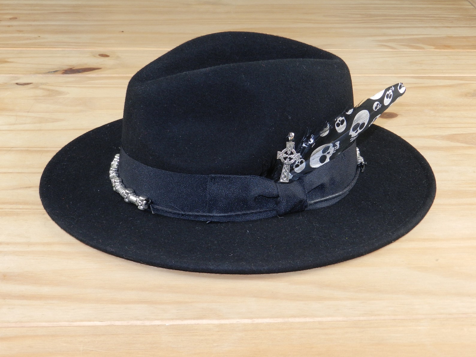 Celtic Cross Classic All Wool Felt Fedora Customised With a Sterling ...