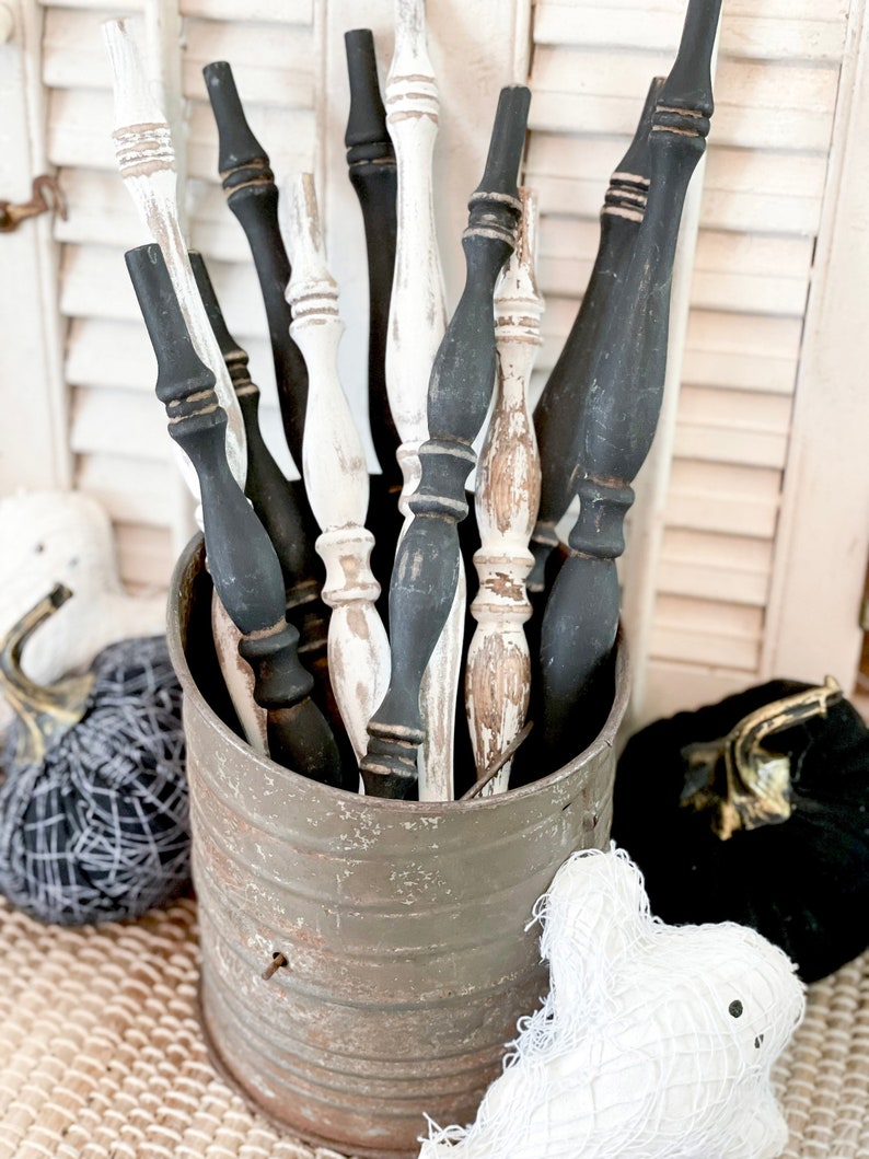 Wood Spindles, Halloween Decor, Vintage Inspired, Fall Vintage, Vintage ...