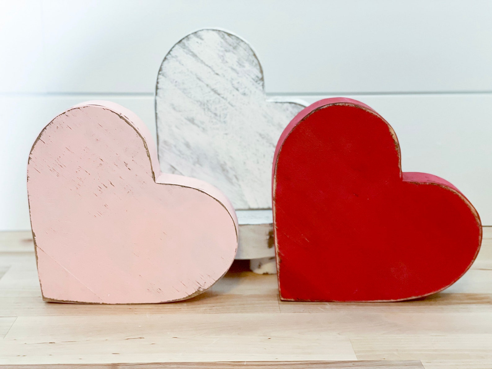 White Distressed Heart Wooden Heart Heart Decor Valentines - Etsy