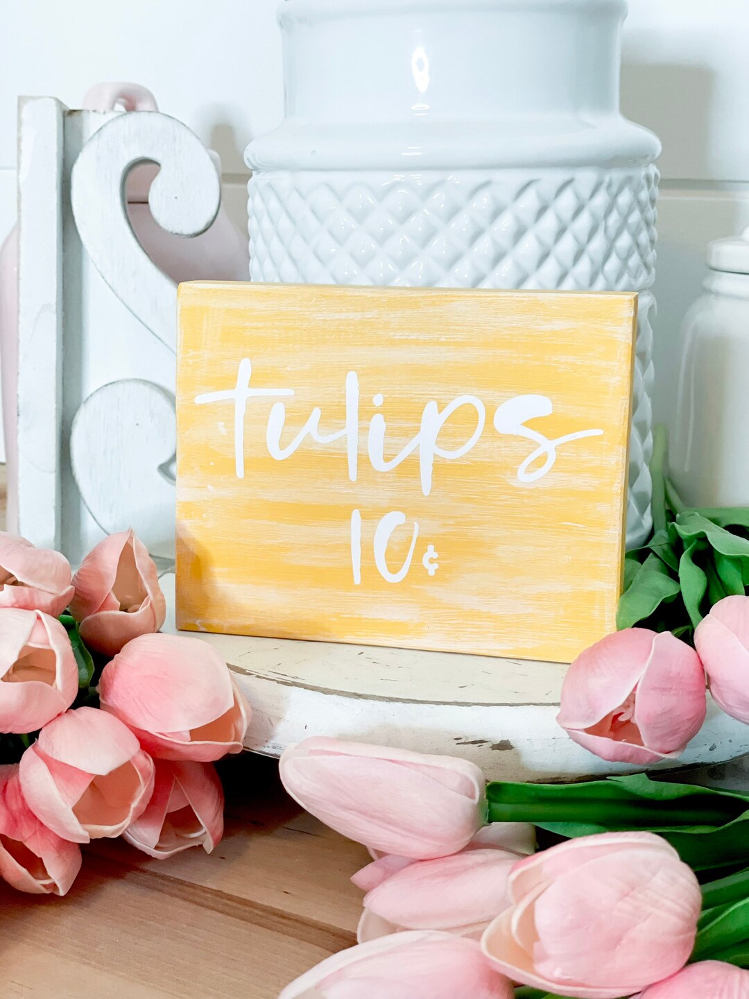 Tulip Sign, Small Flower Sign, Tulip Decor, Garden Theme Decor, Spring ...