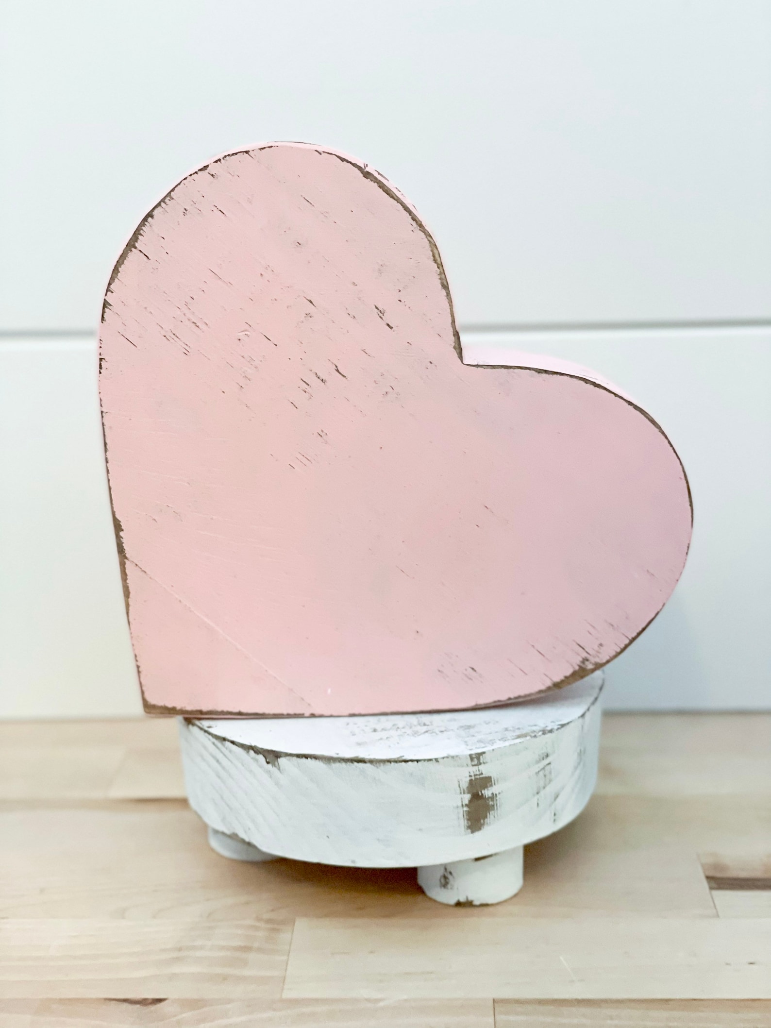 White Distressed Heart Wooden Heart Heart Decor Valentines - Etsy