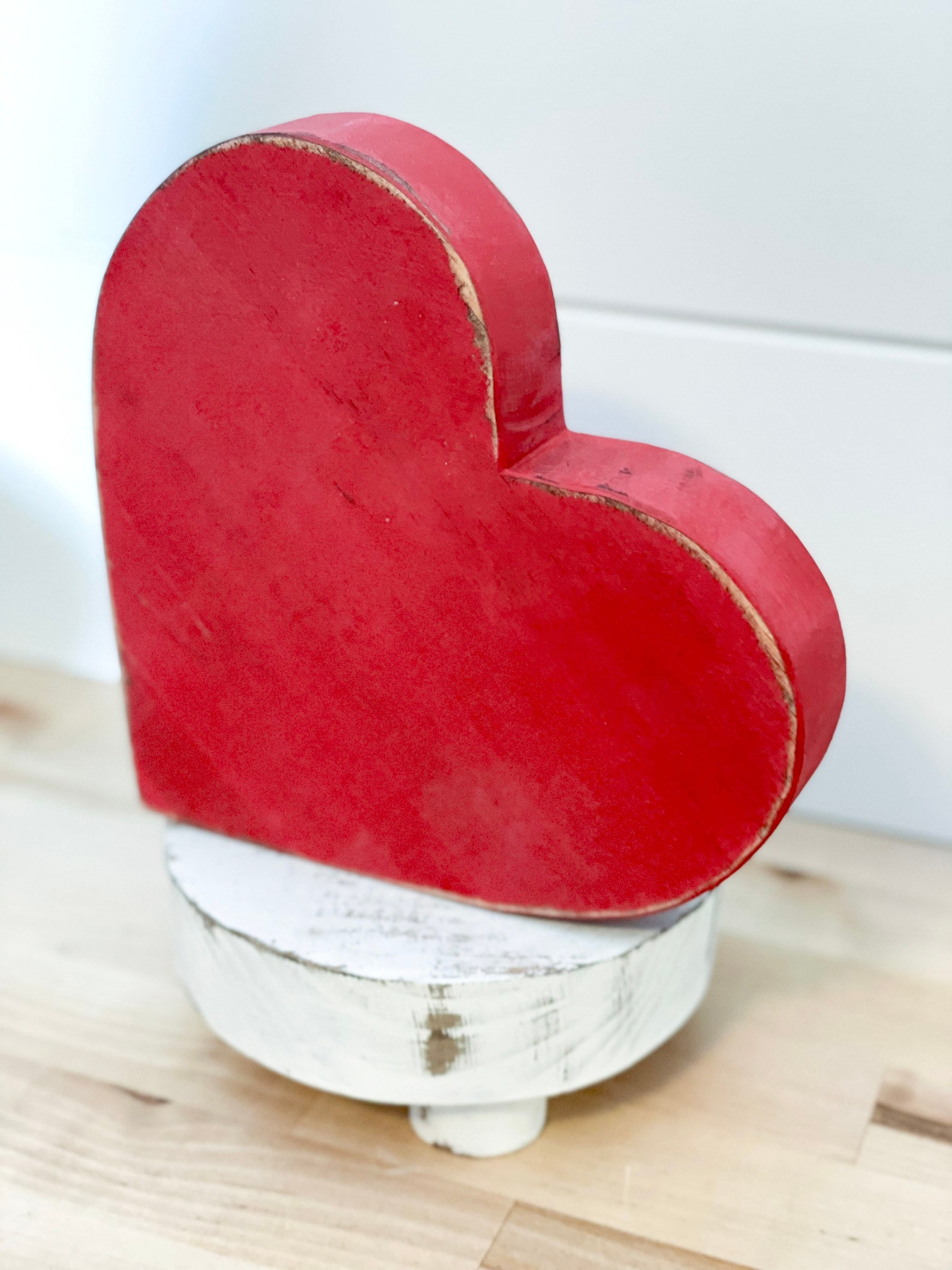 White Distressed Heart Wooden Heart Heart Decor Valentines - Etsy