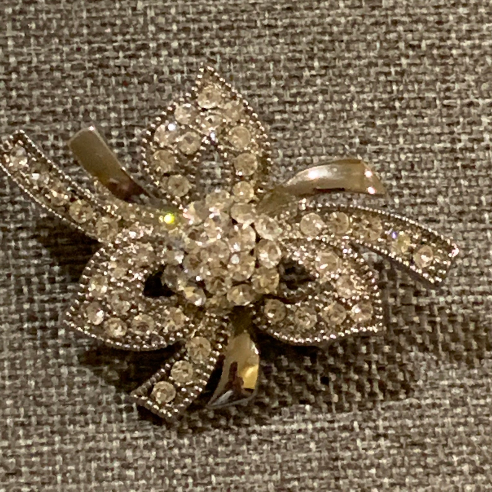 Silver Rhinestone Brooch-silver Flower Brooch-silver Rhinestone Pin - Etsy