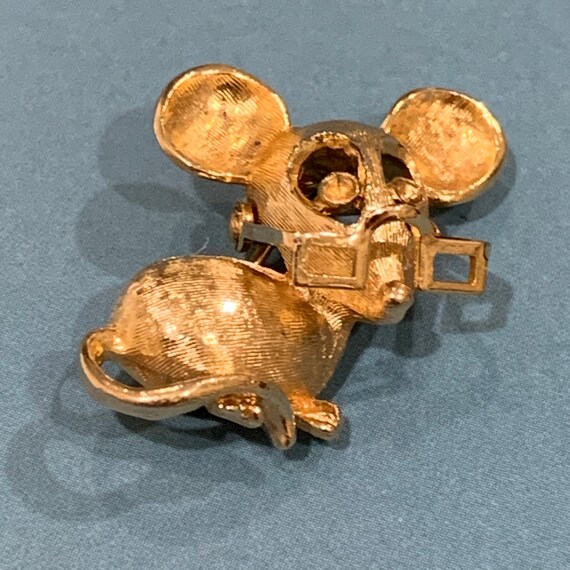 Avon Mouse Brooch Pin-adorable Mouse Wearing Moveable Glasses - Etsy