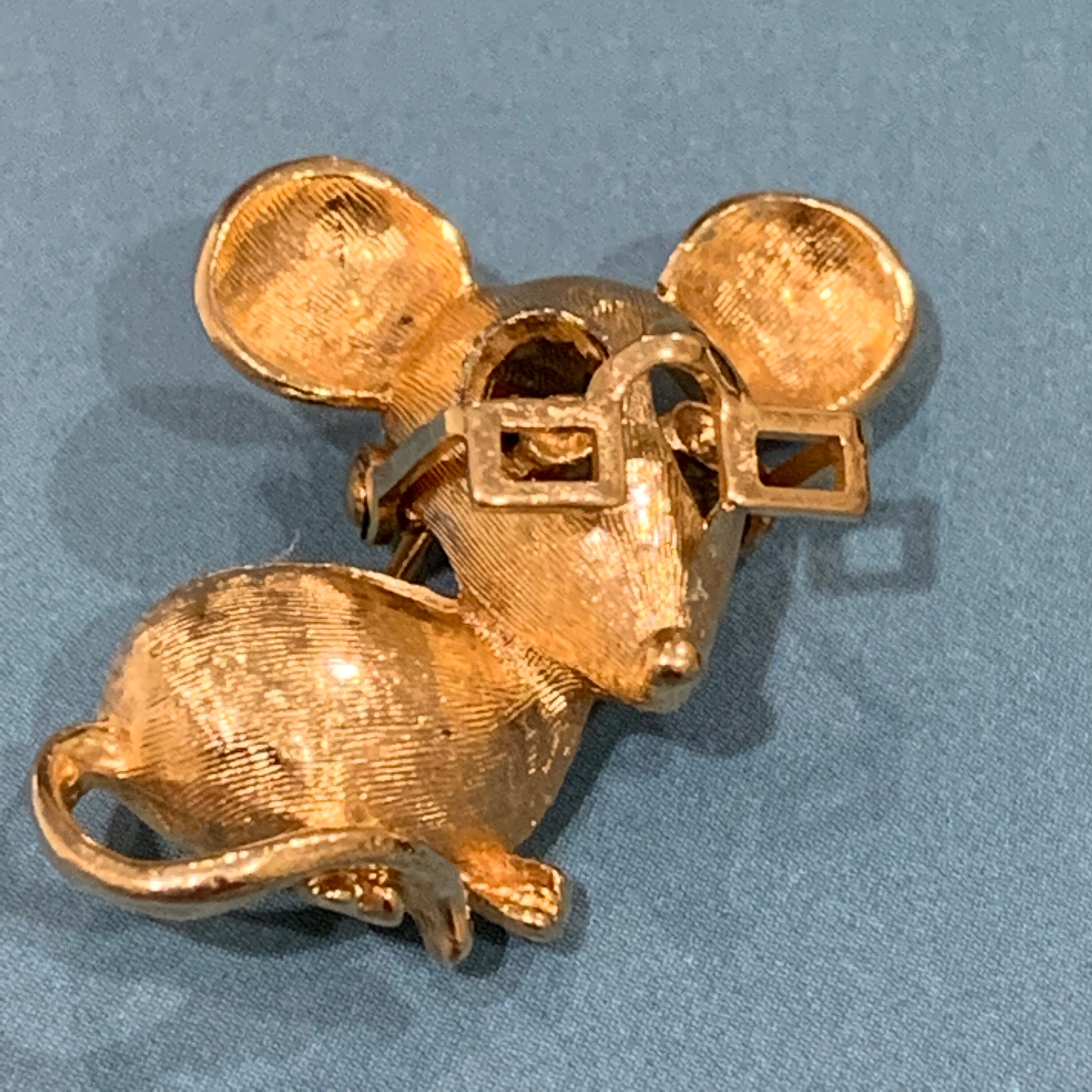 Avon Mouse Brooch Pin-adorable Mouse Wearing Moveable Glasses- Vintage ...