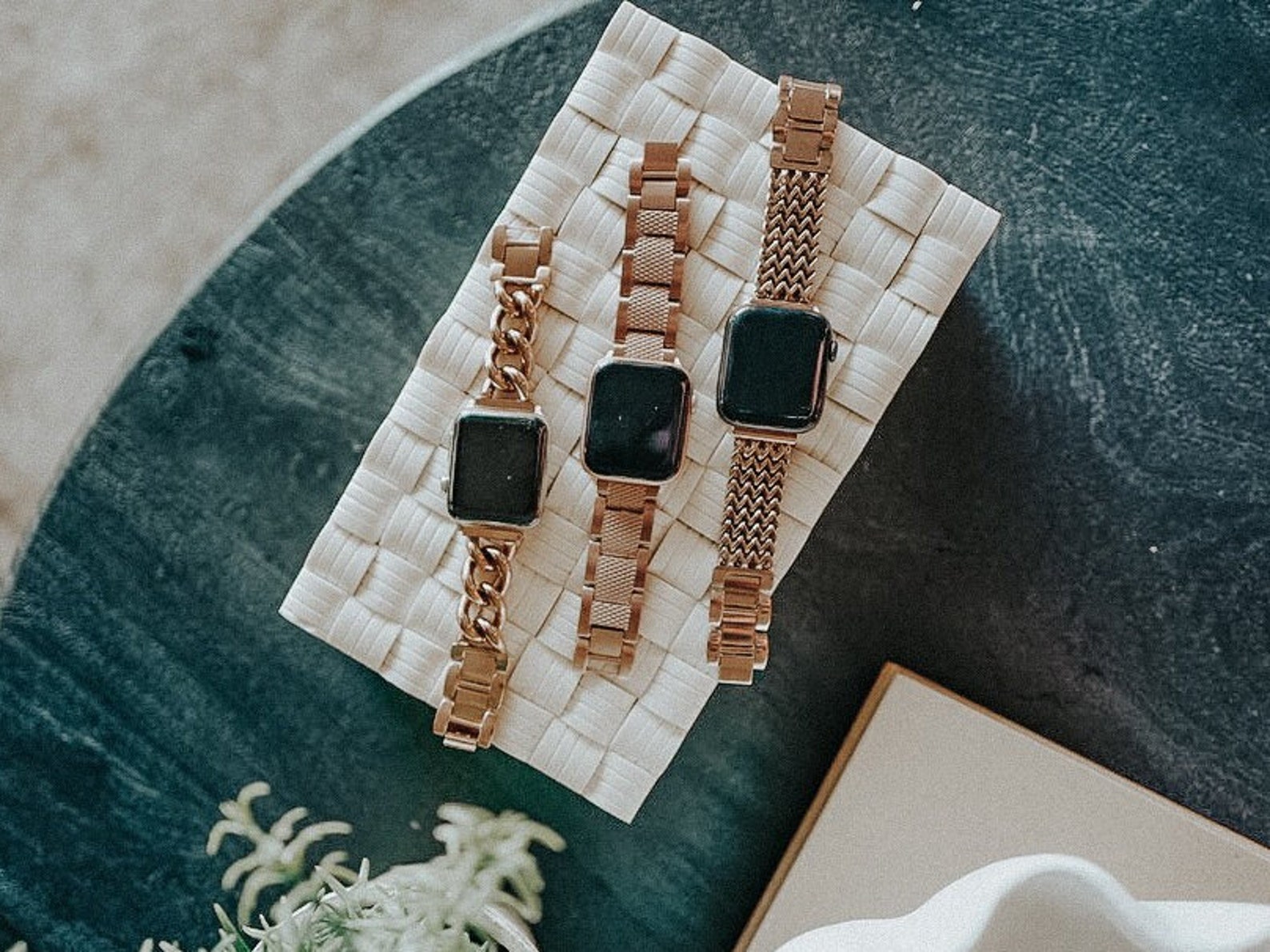 ALEXIS Apple Watch iwatch Stainless Steel Band - Etsy