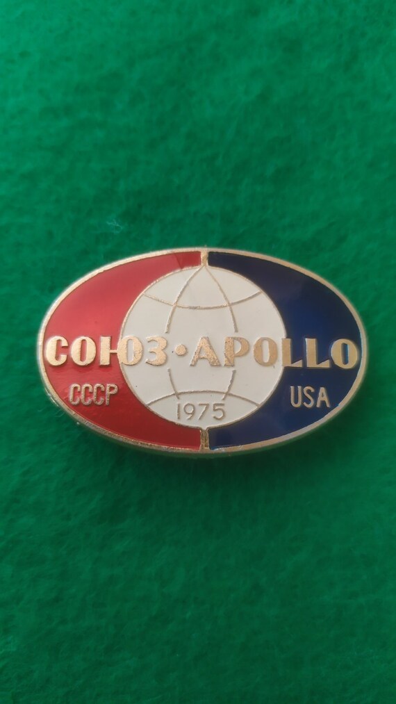 soyuz apollo pin vintage - Gem