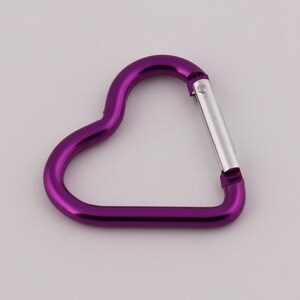 Heart Shaped Colours Alloy Carabiner Gated Spring Snap Key Chains ...