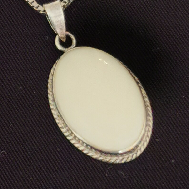 Cute Pendant in Sterling Silver Frame With Silver Chain, Vintage ...