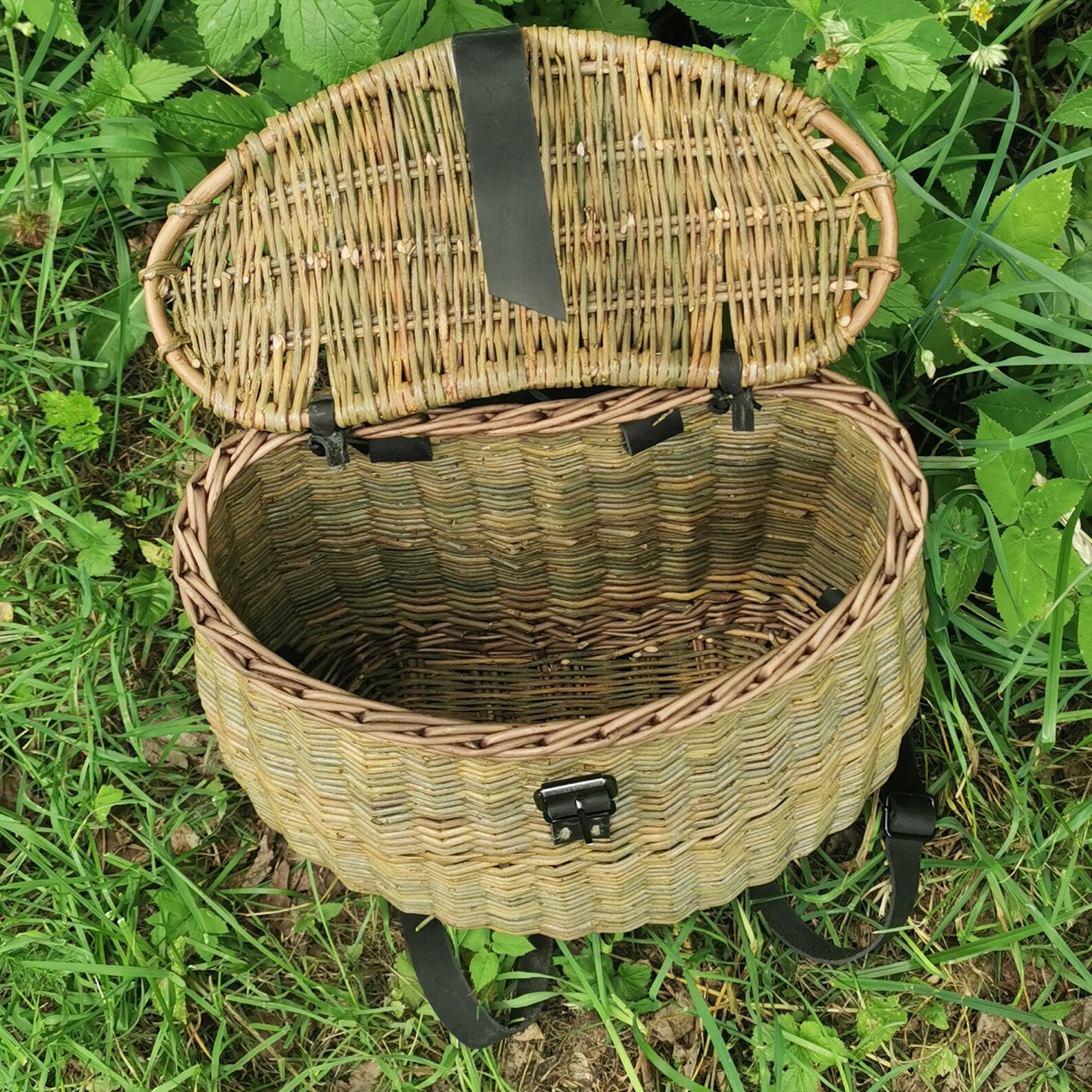 Handwoven Wicker Backpack With Leather Straps: Foraging Basket - Etsy