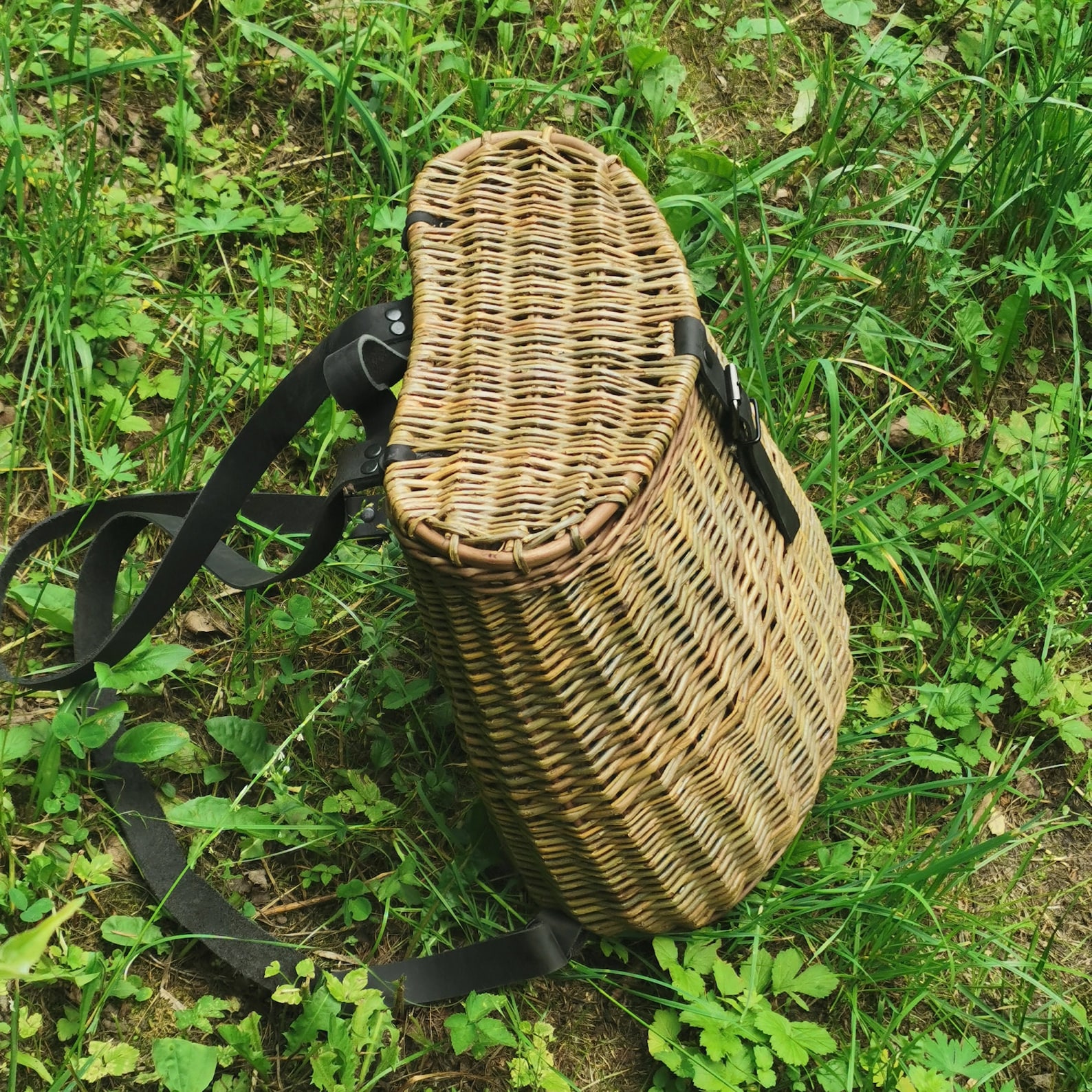 Handwoven Wicker Backpack With Leather Straps: Foraging Basket - Etsy