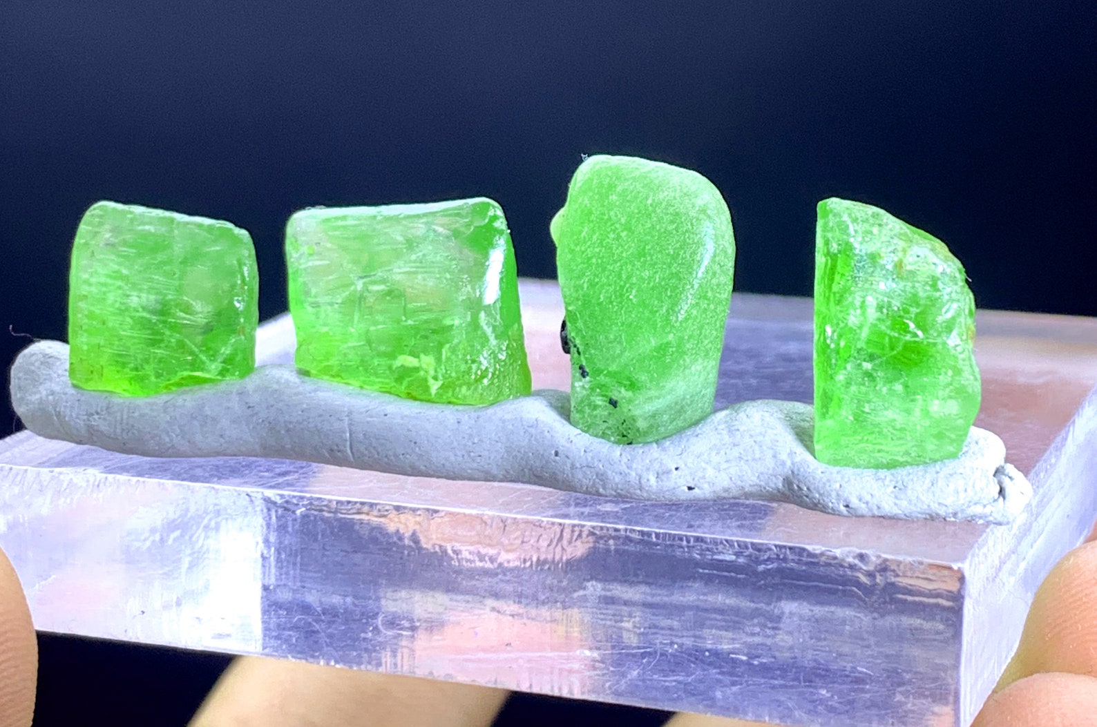 Natural Green Color Peridot Crystal Lot ,peridot Specimen,peridot ...