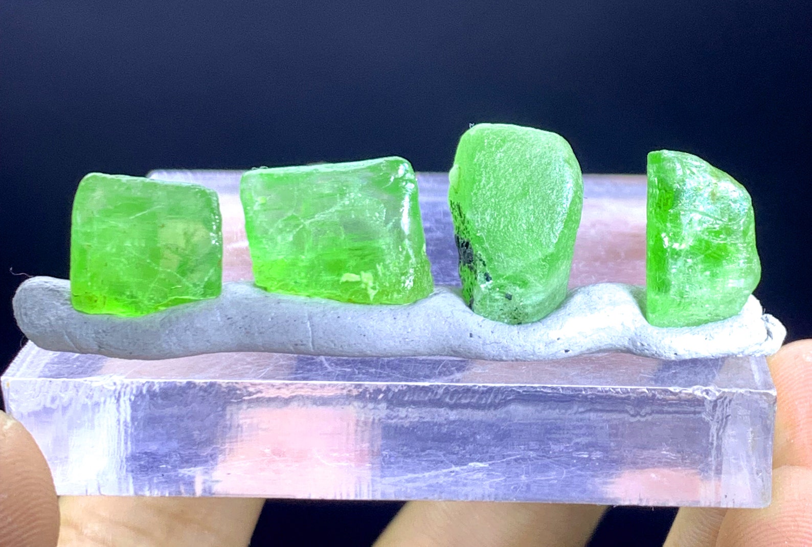 Natural Green Color Peridot Crystal Lot ,peridot Specimen,peridot ...