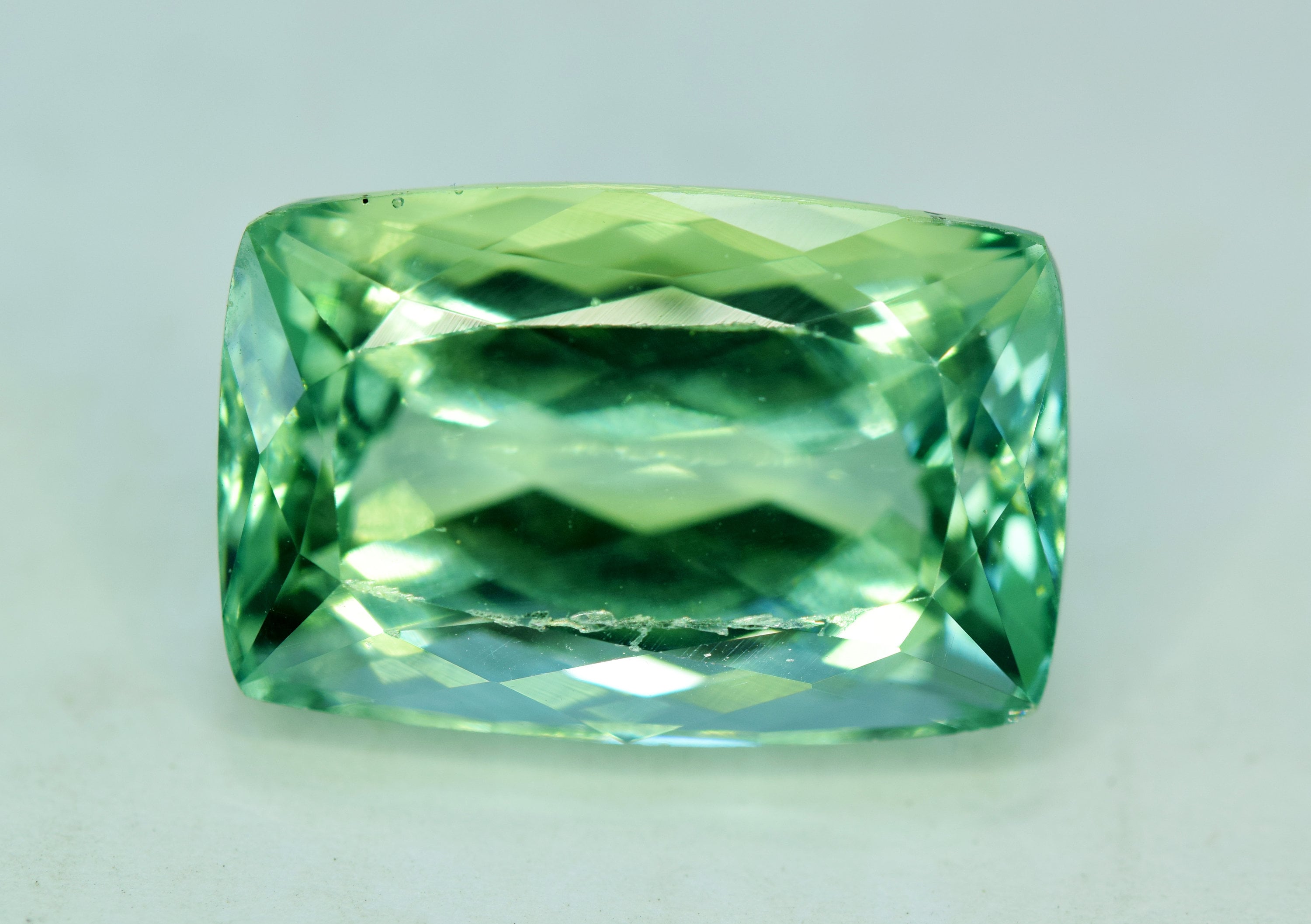 20.05 Carats Amazing Lush Green Hiddenite Kunzite Gemstone | Etsy