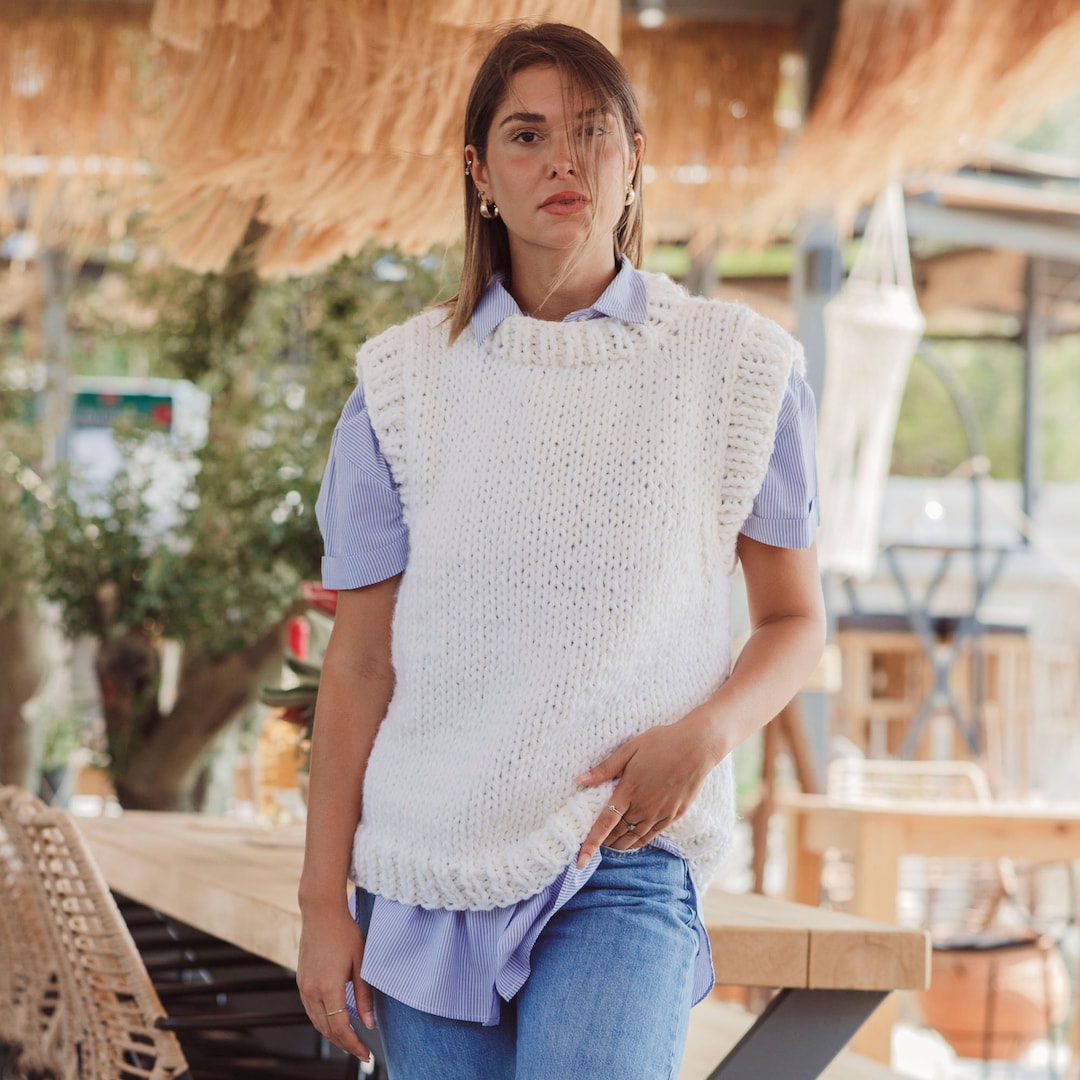 Sleeveless Sweater Knitting Pattern for Women Chunky Sweater Knit ...