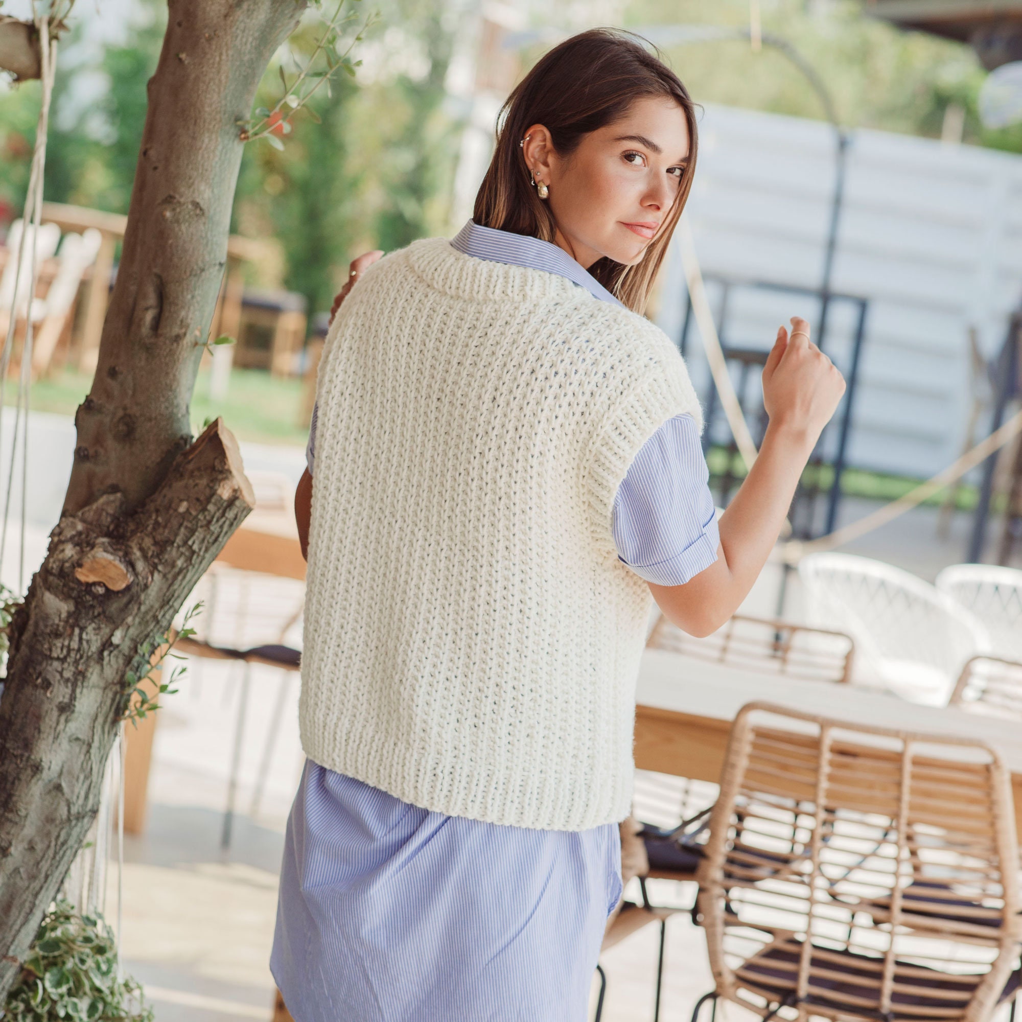 V-neck Vest Knitting Pattern for Women Chunky Sweater Knit - Etsy