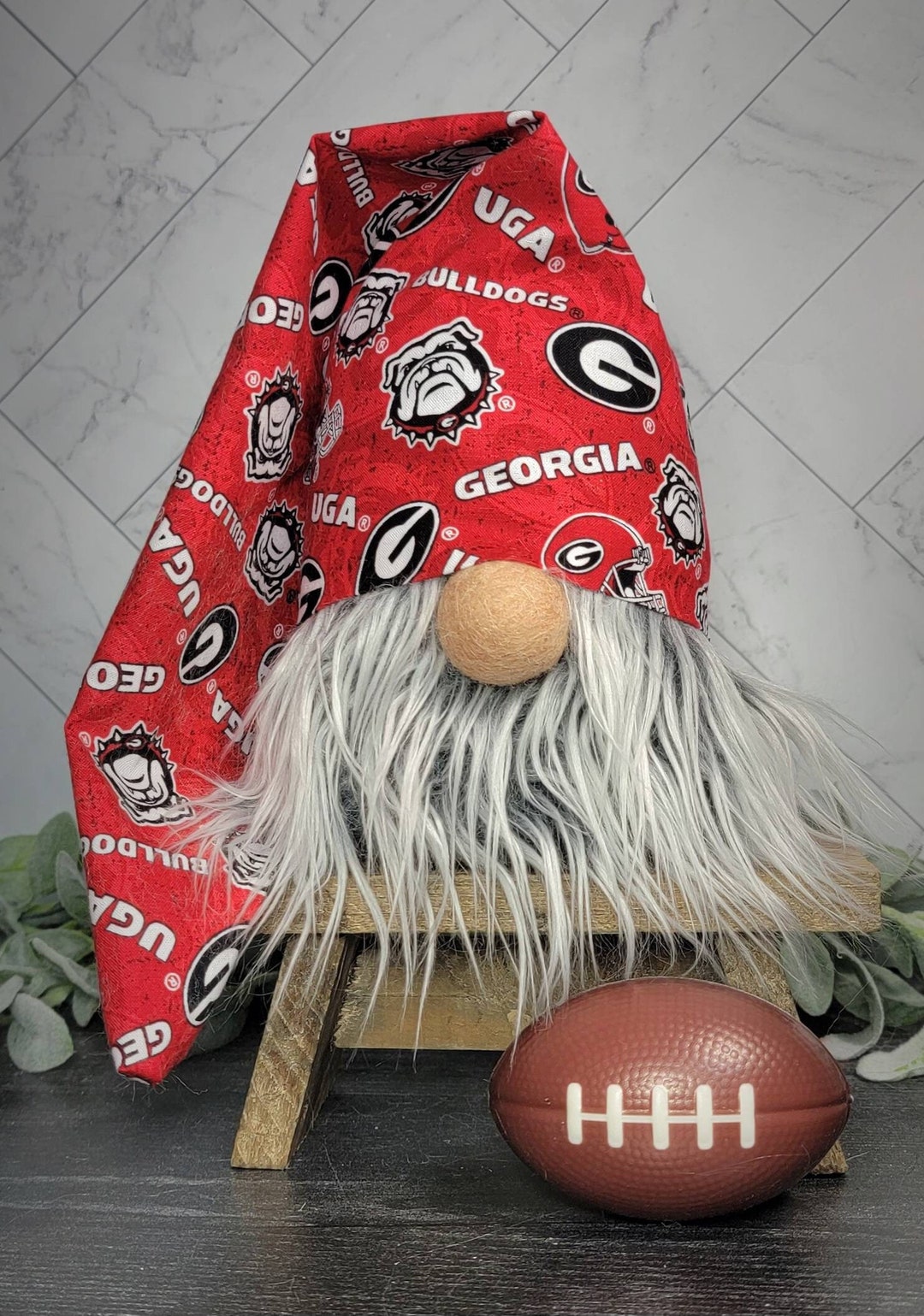 Georgia Bulldogs Gnome *HAT ONLY* | Sports Gnomes | Gnome Hats | Mantel ...