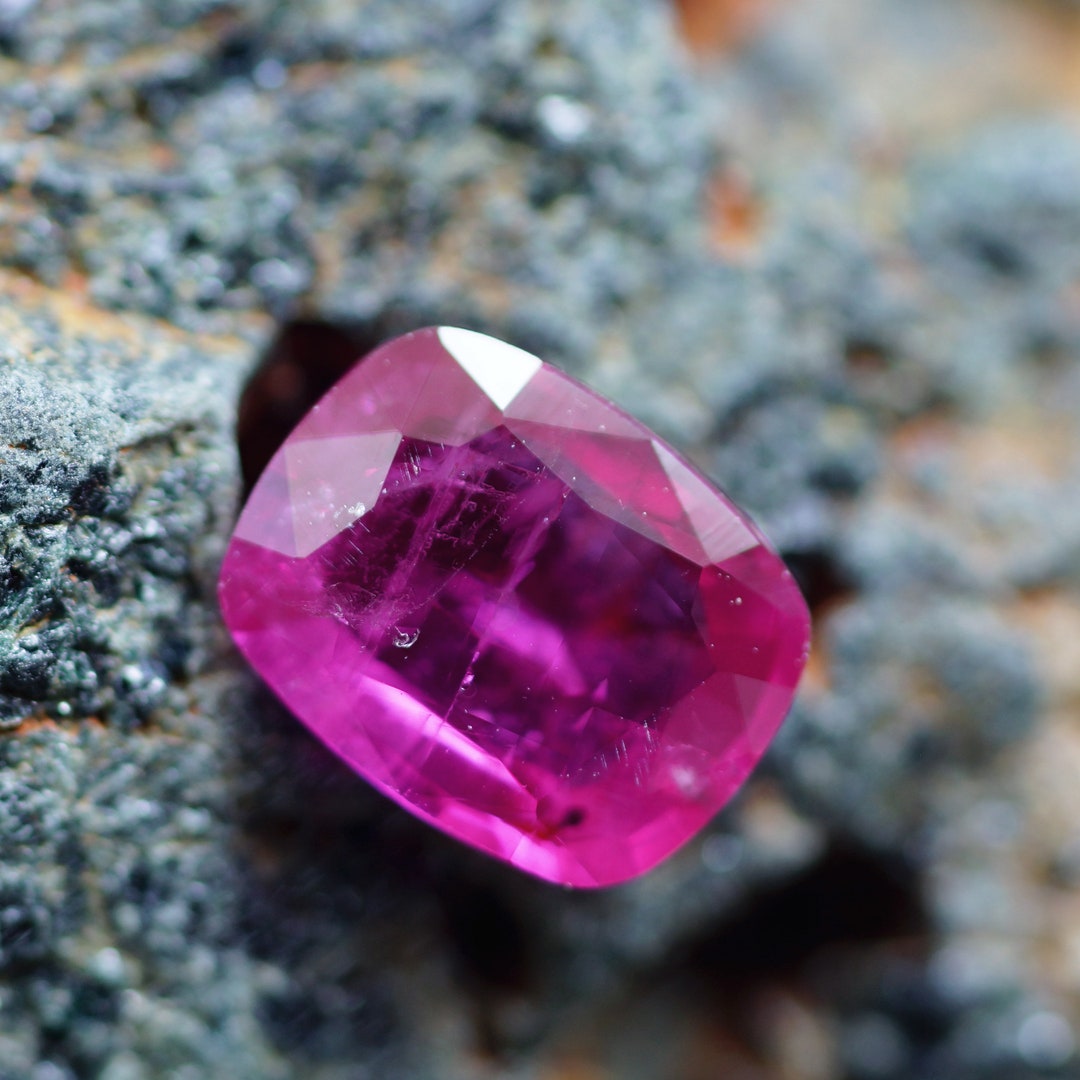 7.7x.0 Red Pink Ruby, Normal Heat Treatment, July Birthstone, Cushion ...