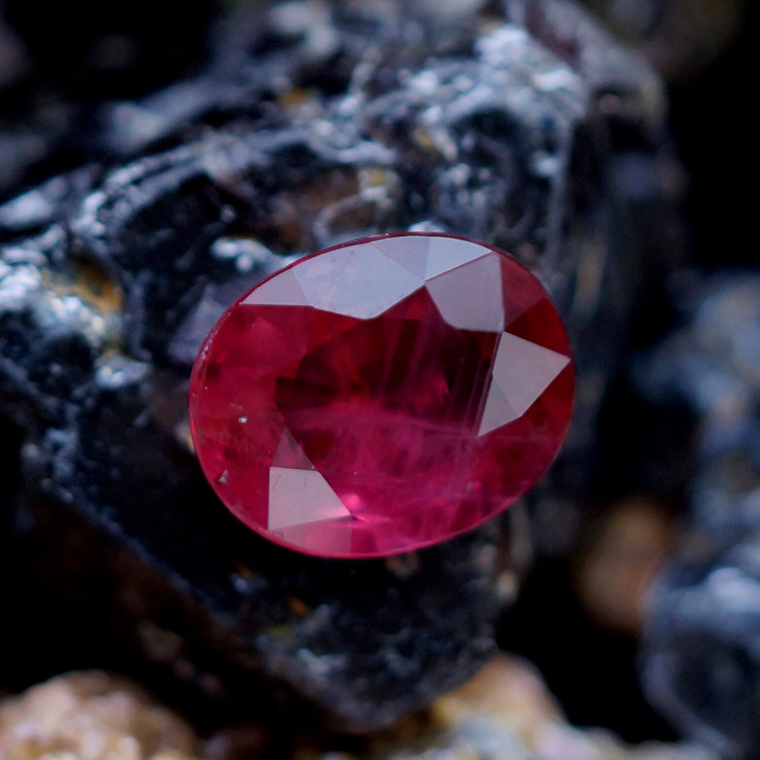 9.8x8 Red Ruby, Normal Heat Treatment Oval Shape Ruby Loose Gemstones ...